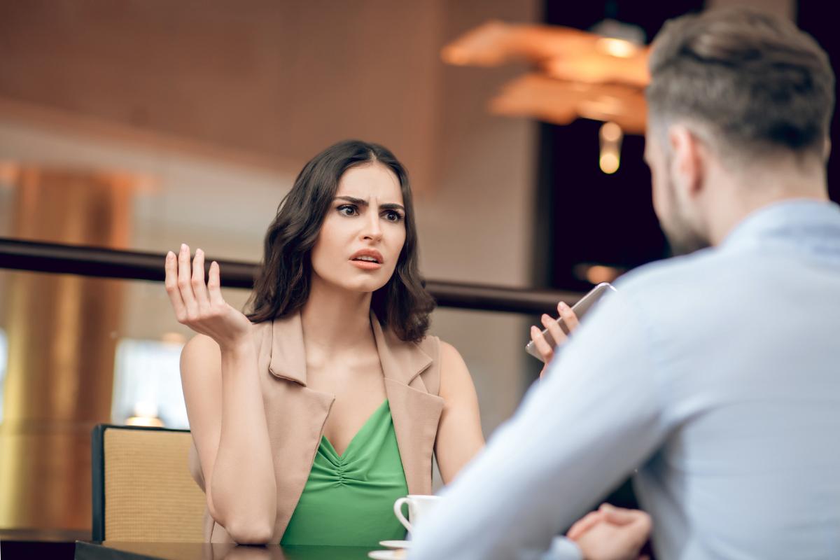 ¿Qué significa mitomanía? Causas, síntomas y cómo identificar a un mitómano