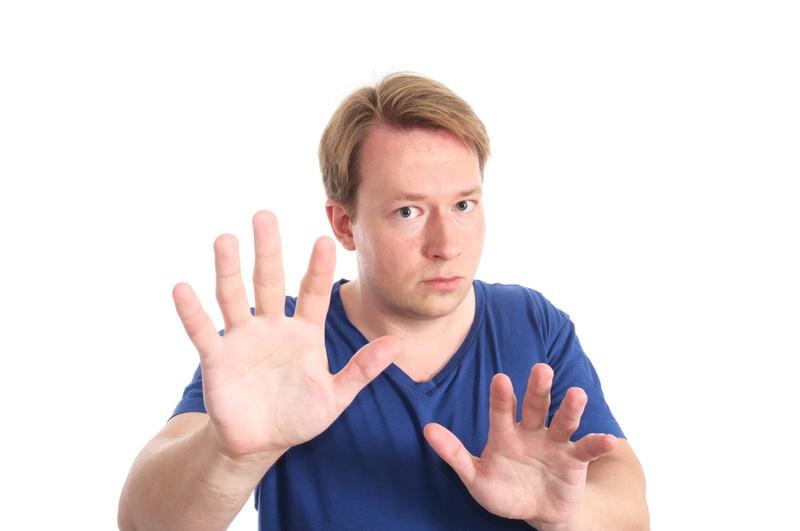 Qué significa estar a la defensiva y cómo evitarlo