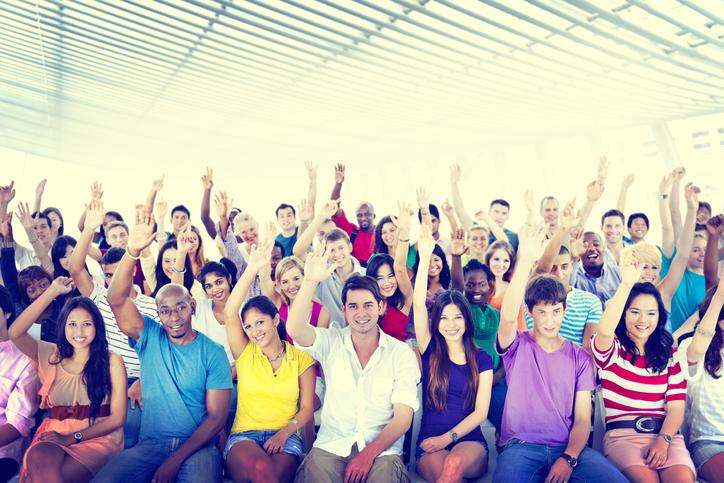 Conformidad social: qué es, experimentos, tipos y ejemplos