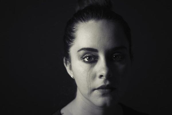 30 Defectos de una persona: lista y ejemplos